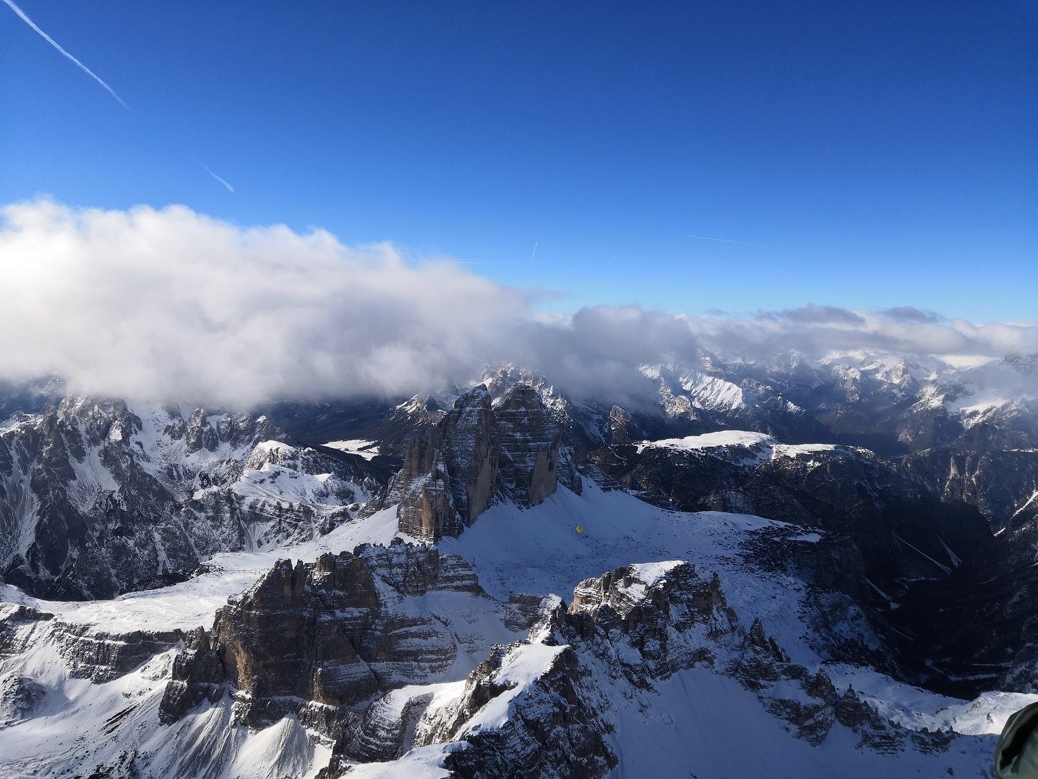 Balonem přes vrcholy Dolomit. Zimní adrenalin v plné parádě - Premiumsports